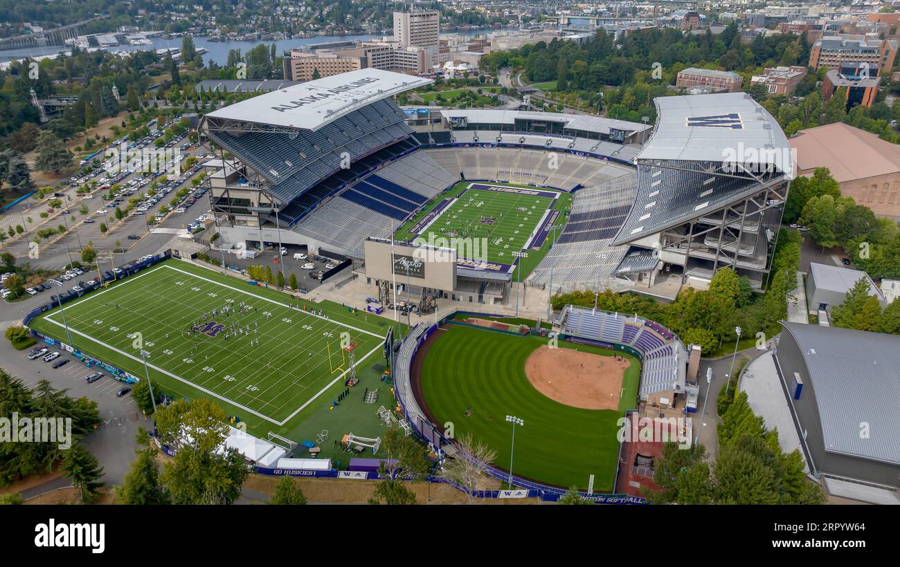 Seattle, WA, USA. 5th Sep, 2023. Aerial view of Husky Stadium ...