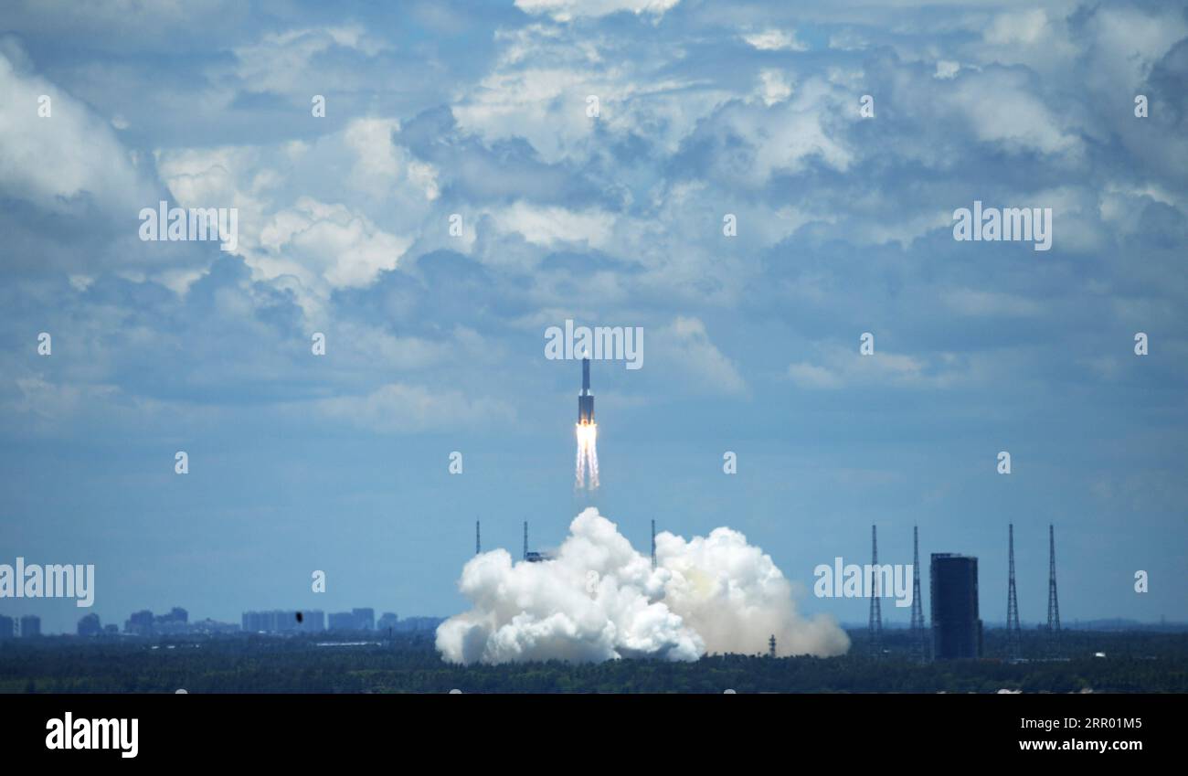 Mars probe hi-res stock photography and images - Alamy