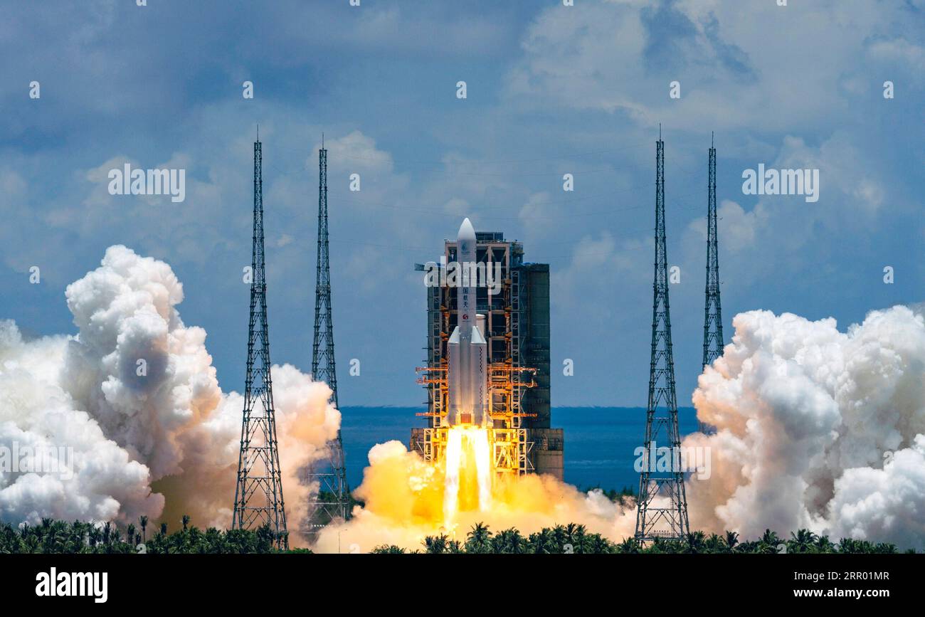 Mars probe hi-res stock photography and images - Alamy