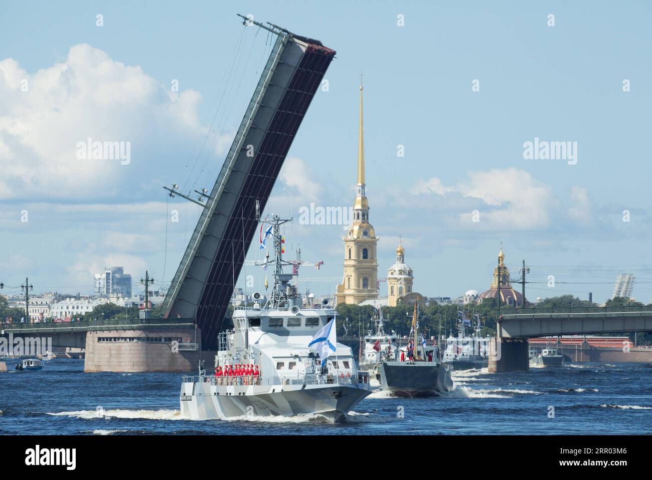 200726 -- MOSCOW, July 26, 2020 Xinhua -- Russian navy ships sail ...