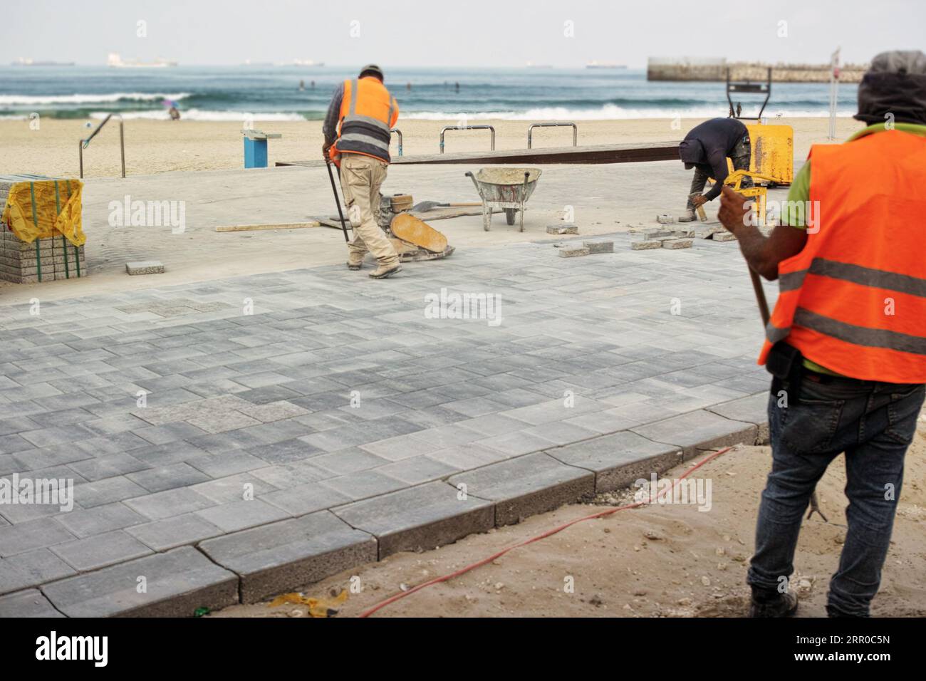 Embarkment hi-res stock photography and images - Alamy