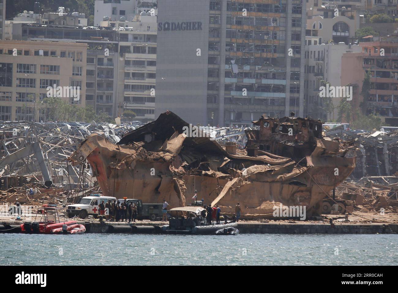 200808 -- BEIRUT, Aug. 8, 2020 Xinhua -- Damaged buildings are seen at ...