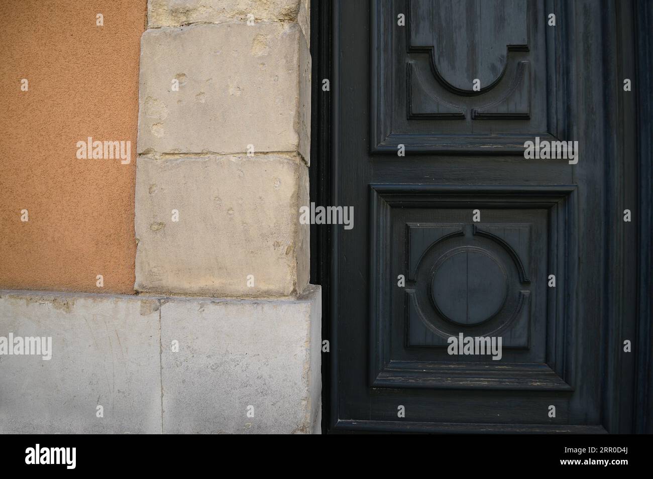 Judas door hi-res stock photography and images - Alamy