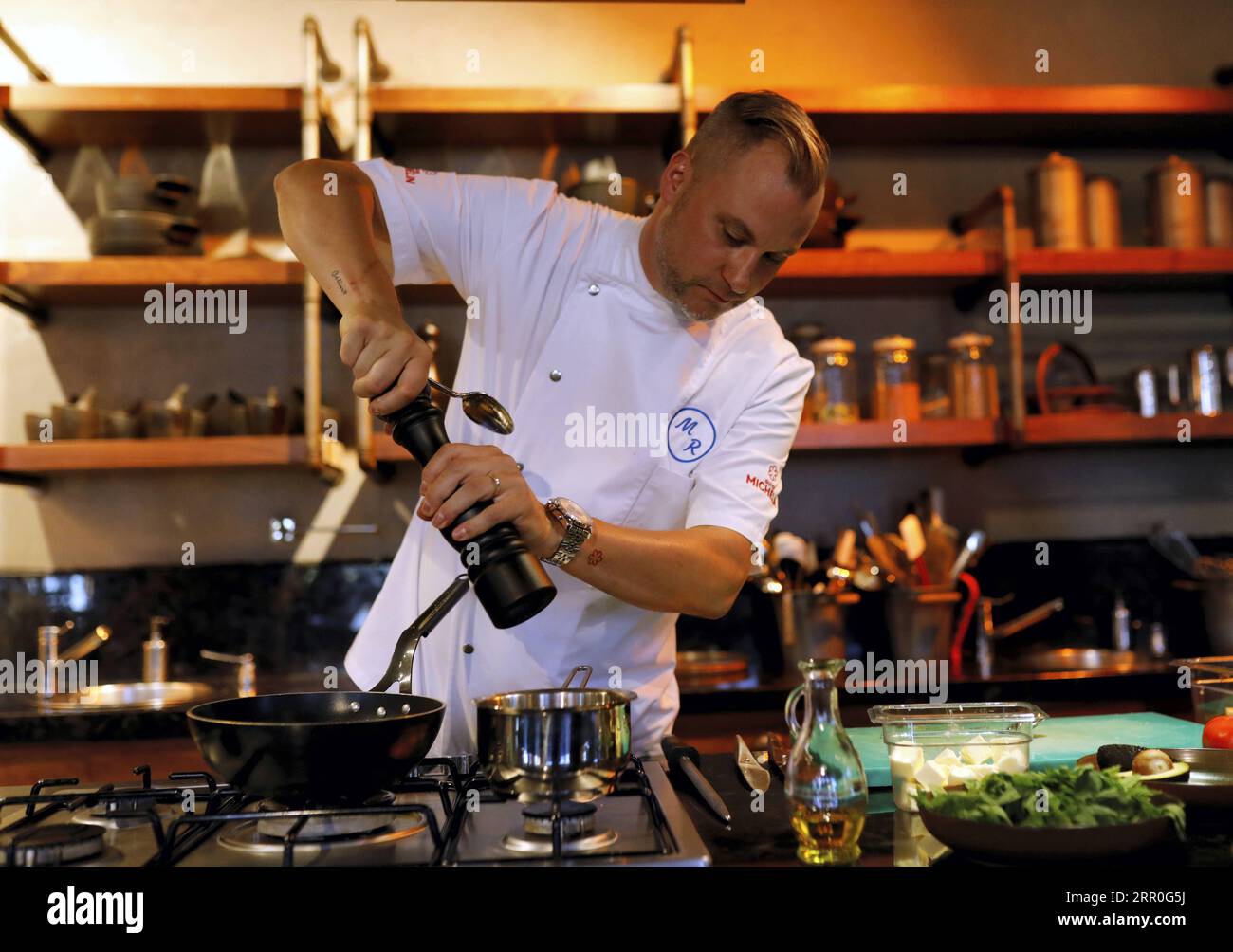 German chef hi-res stock photography and images - Alamy