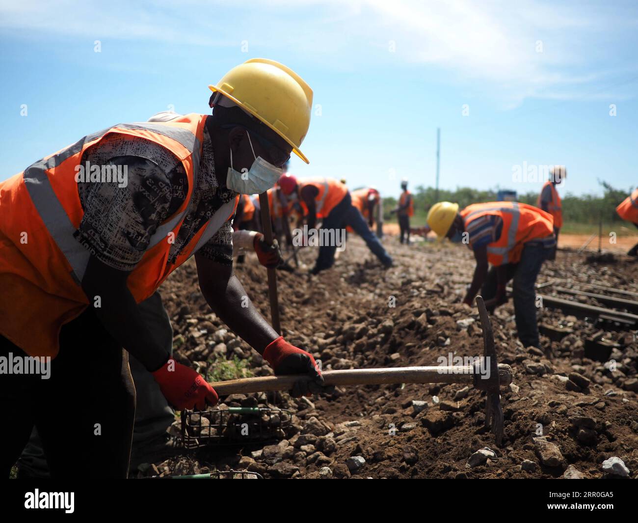 Tanzania railway construction hi-res stock photography and images - Alamy