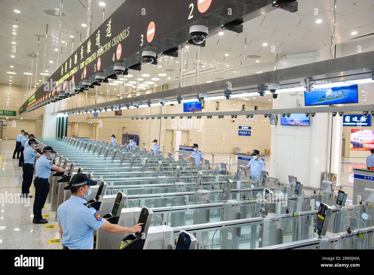 China immigration inspection hi-res stock photography and images - Alamy