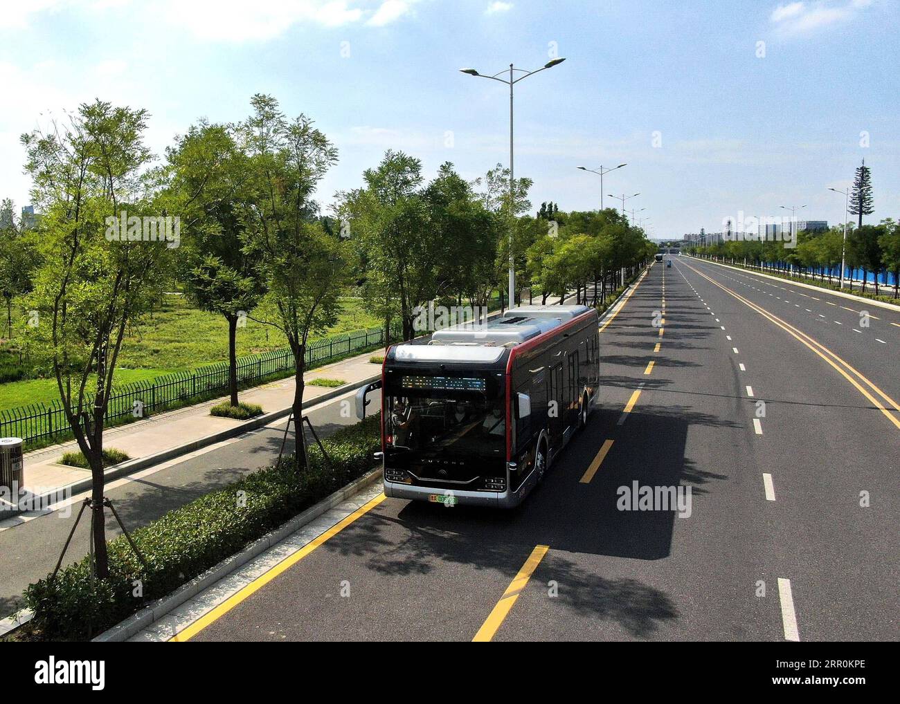 Autopilot bus line 1 hi-res stock photography and images - Alamy