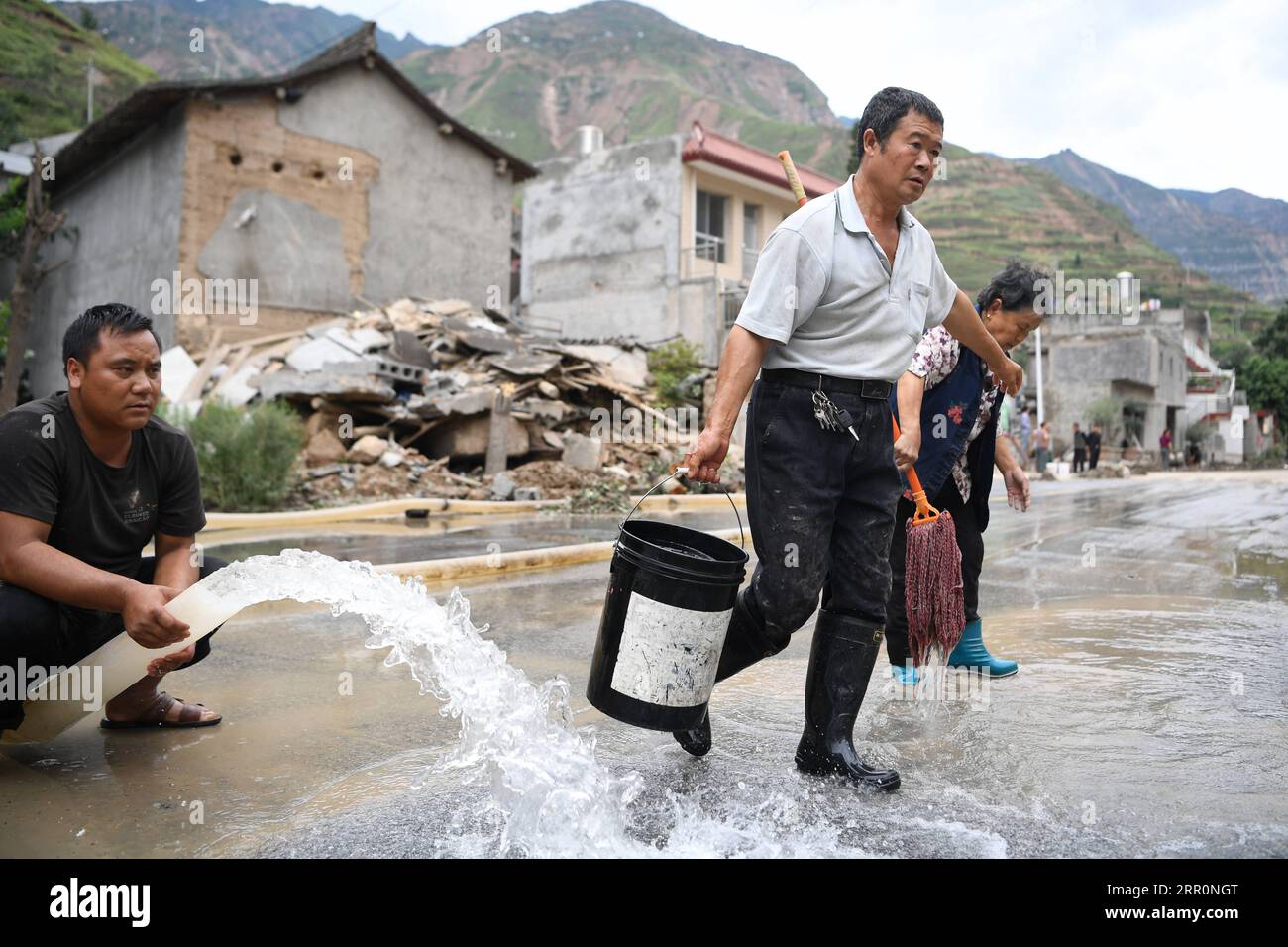 Rainfal disaster hi-res stock photography and images - Alamy