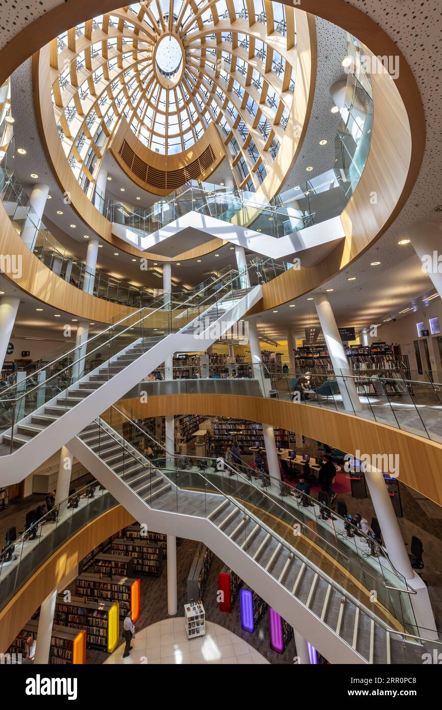 The spectacular atrium and staircase in Liverpool Central Library ...