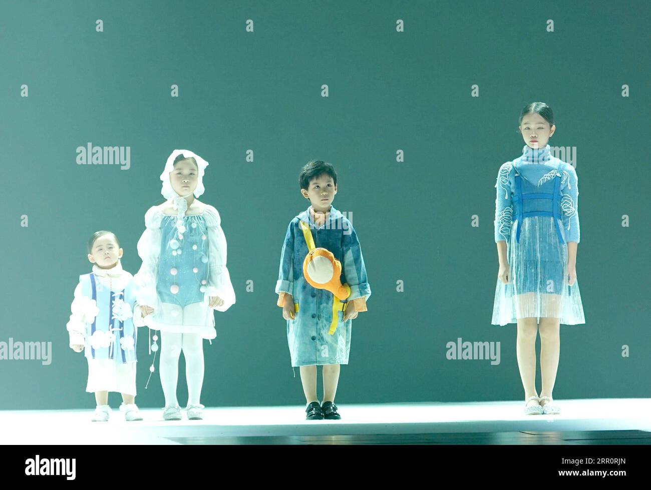 Child models hi-res stock photography and images - Alamy