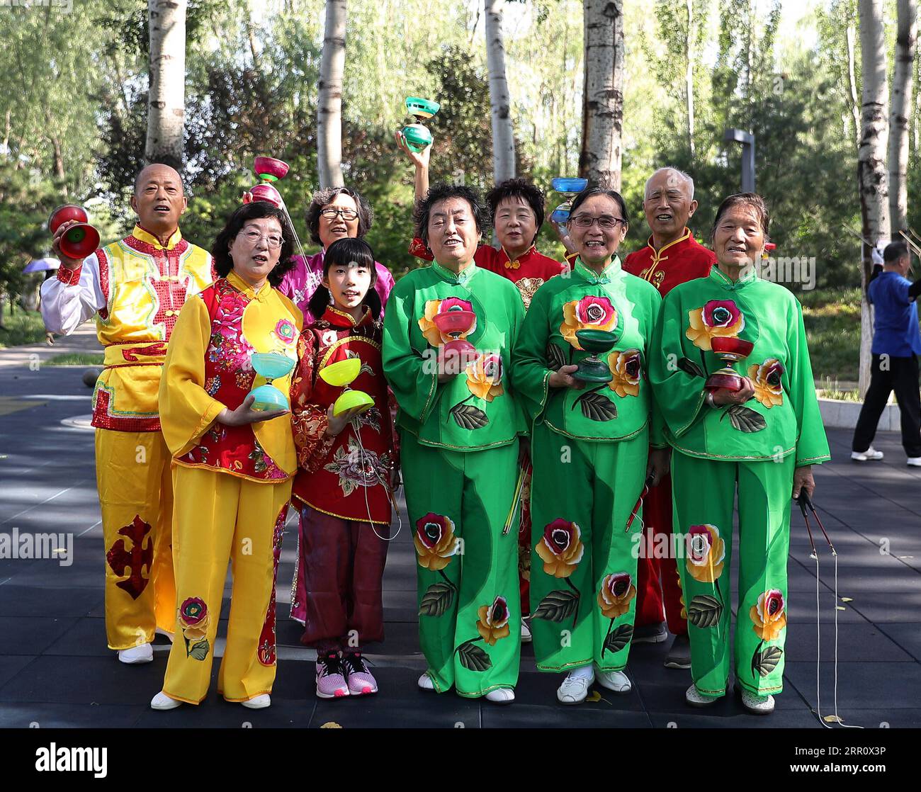 Invited two friends hi-res stock photography and images - Alamy