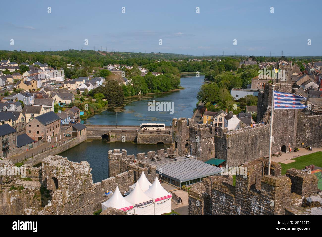 Mill bridge hi-res stock photography and images - Alamy
