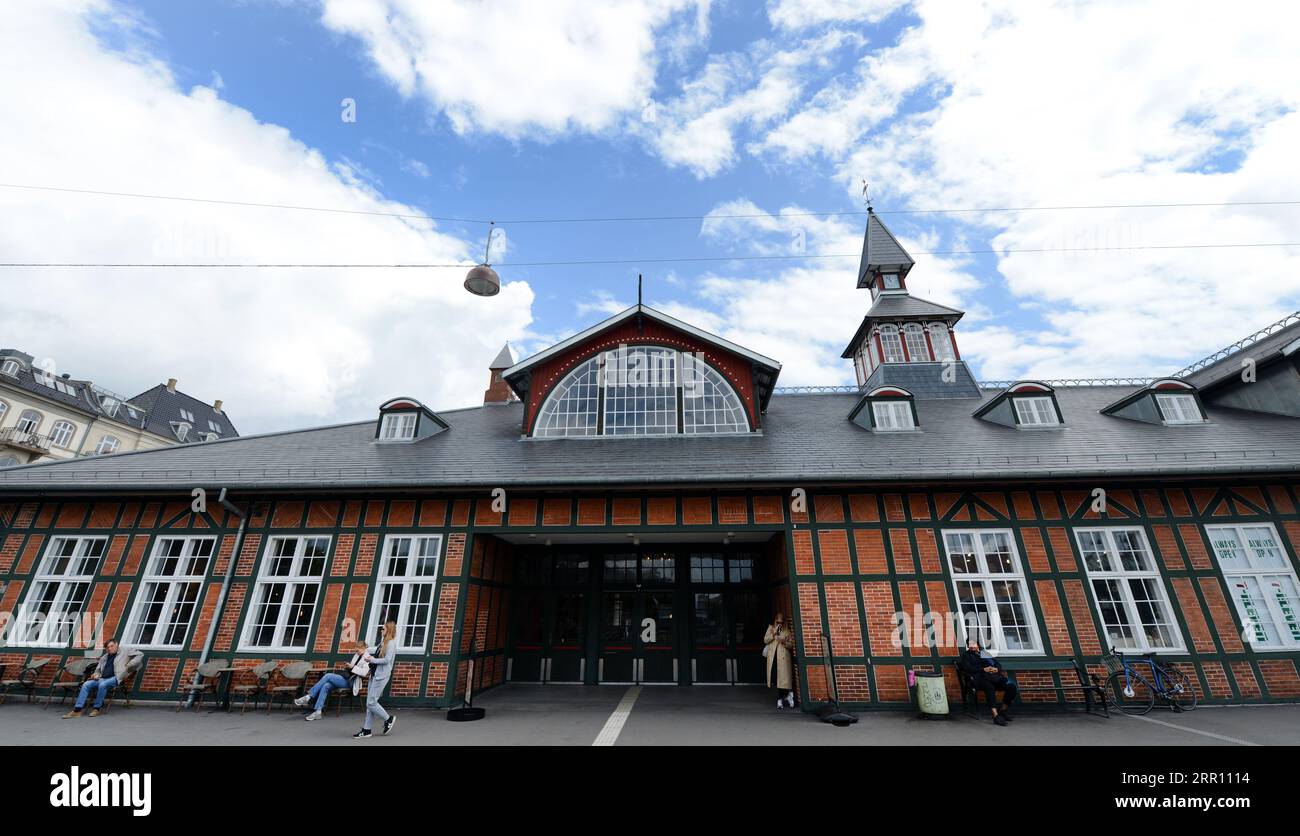 Osterport railway station copenhagen denmark hi-res stock photography ...