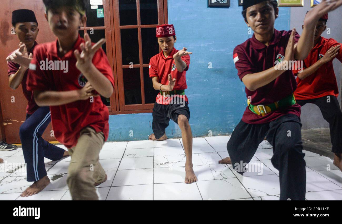 Pencak silat hi-res stock photography and images - Alamy