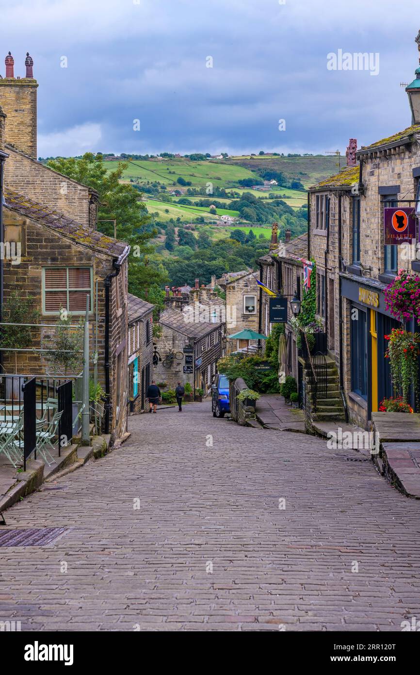 Haworth village hi-res stock photography and images - Alamy