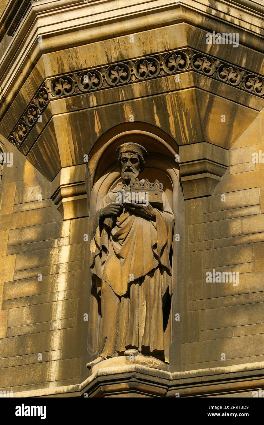 Statue of Edmund Gonville, exterior of Gonviile and Caius College ...