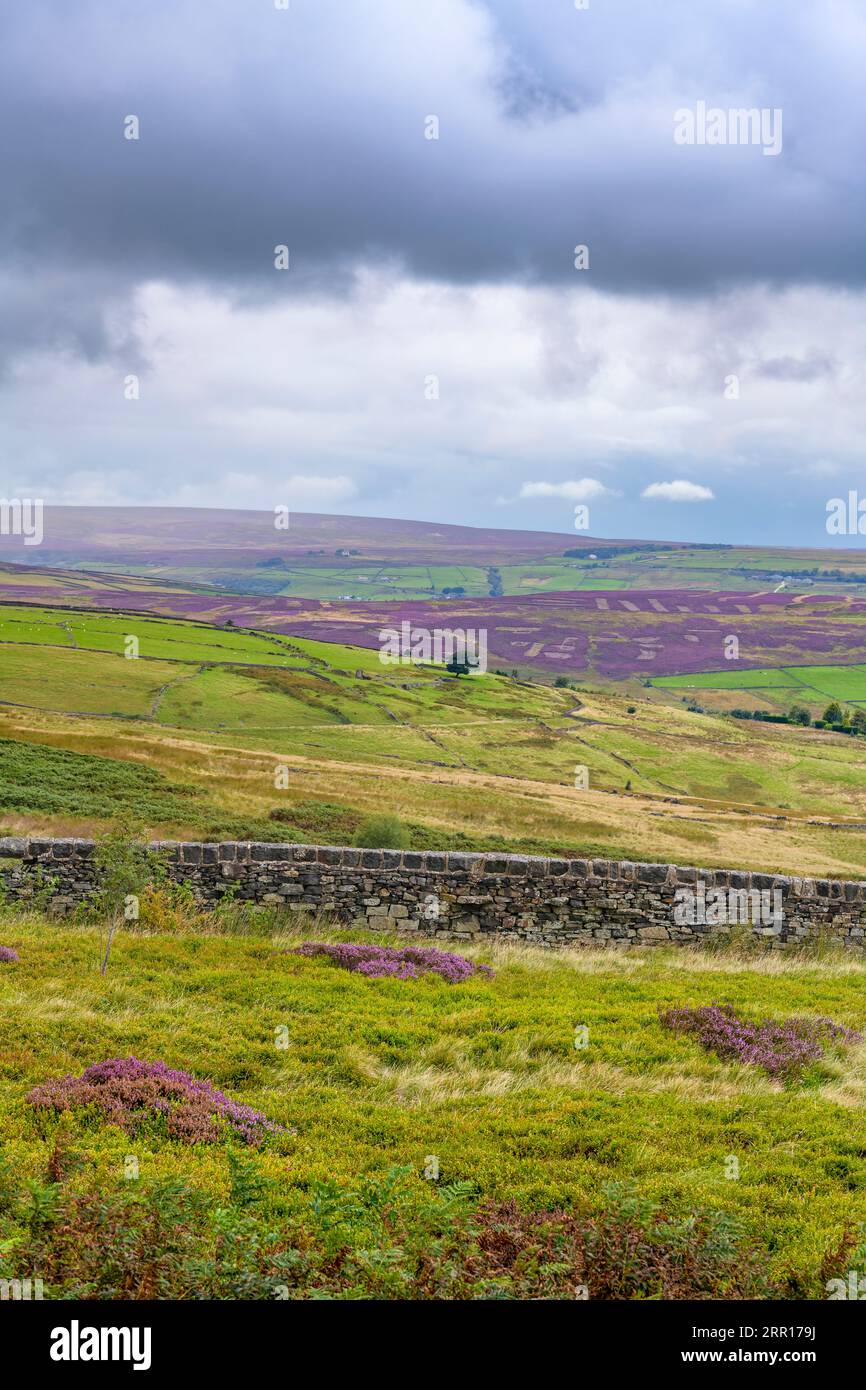 West yorkshire moors hi-res stock photography and images - Alamy