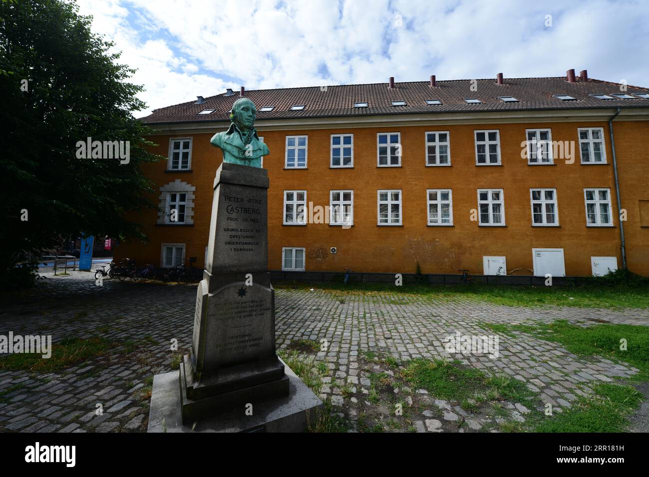 Statue of peter atke castberg hi-res stock photography and images - Alamy