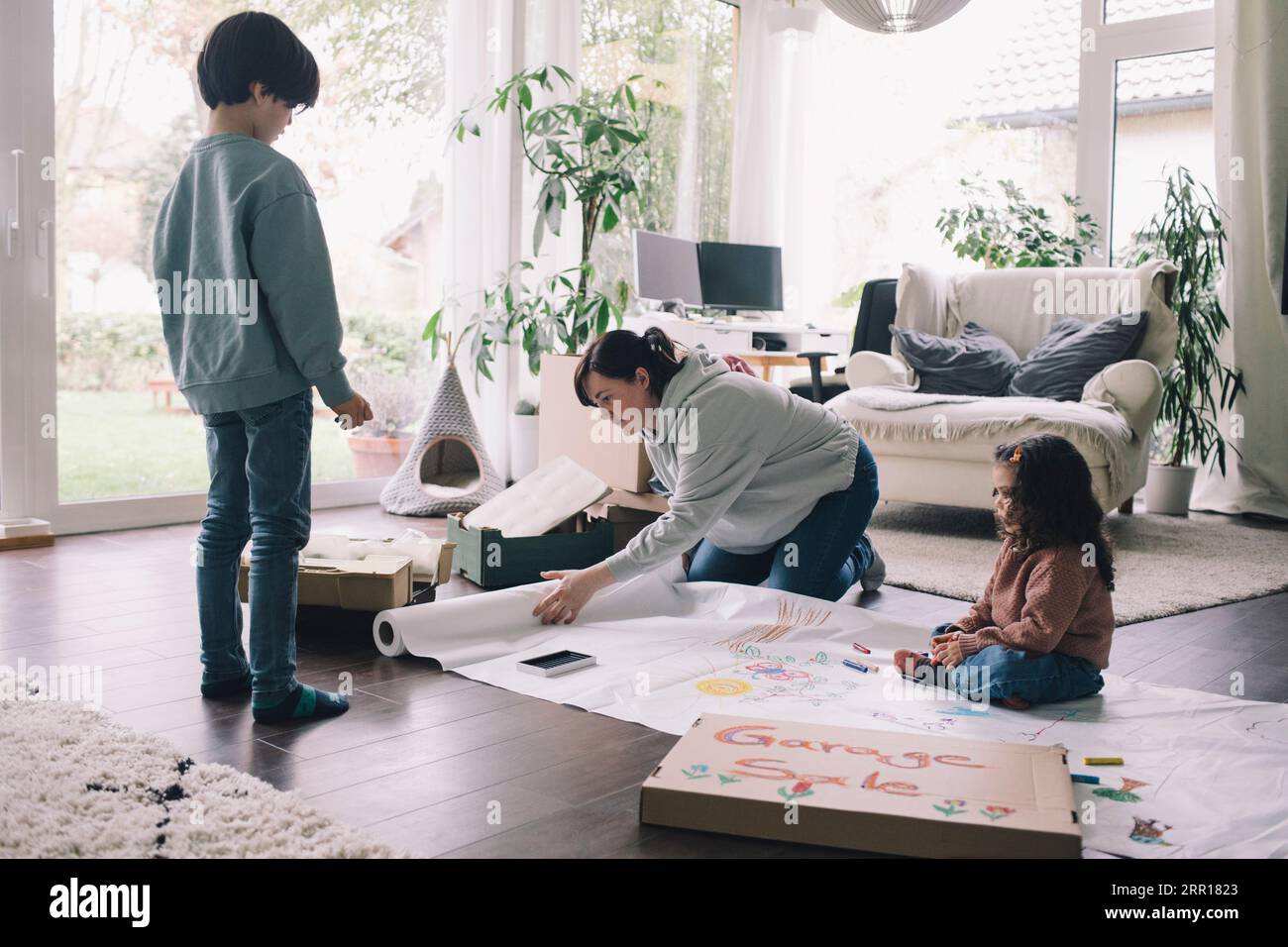 Drawing room in home hi-res stock photography and images - Alamy