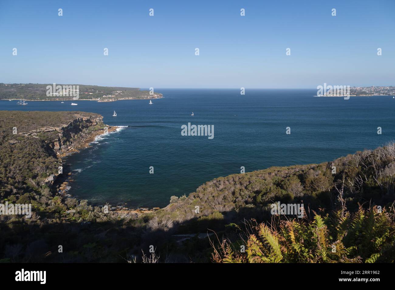 George's Head Lookout across the Sydney Heads from Headland Park ...