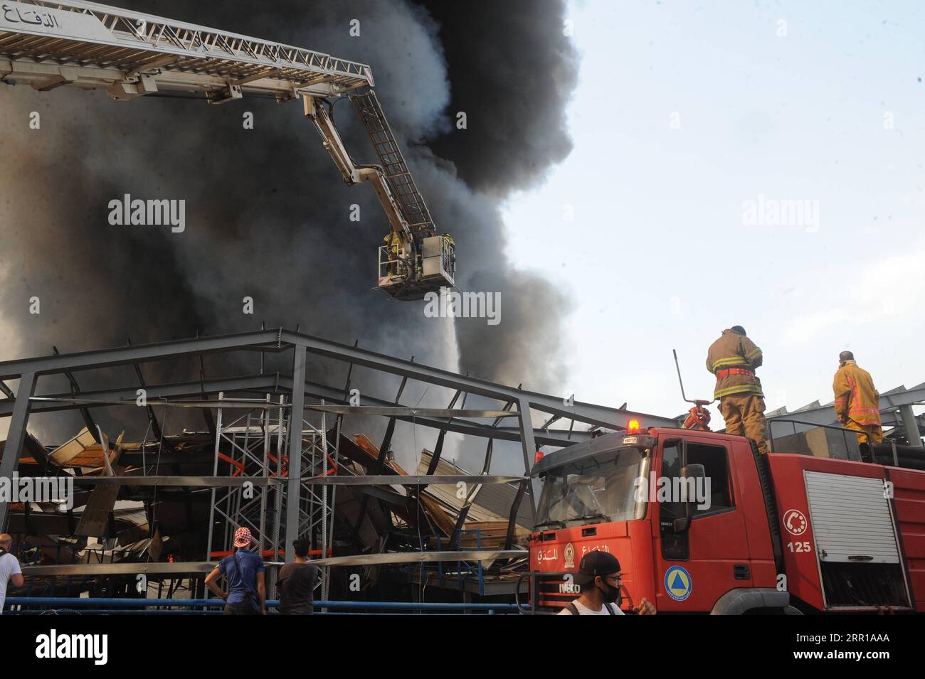 Newslebanon beirut fire hi-res stock photography and images - Alamy