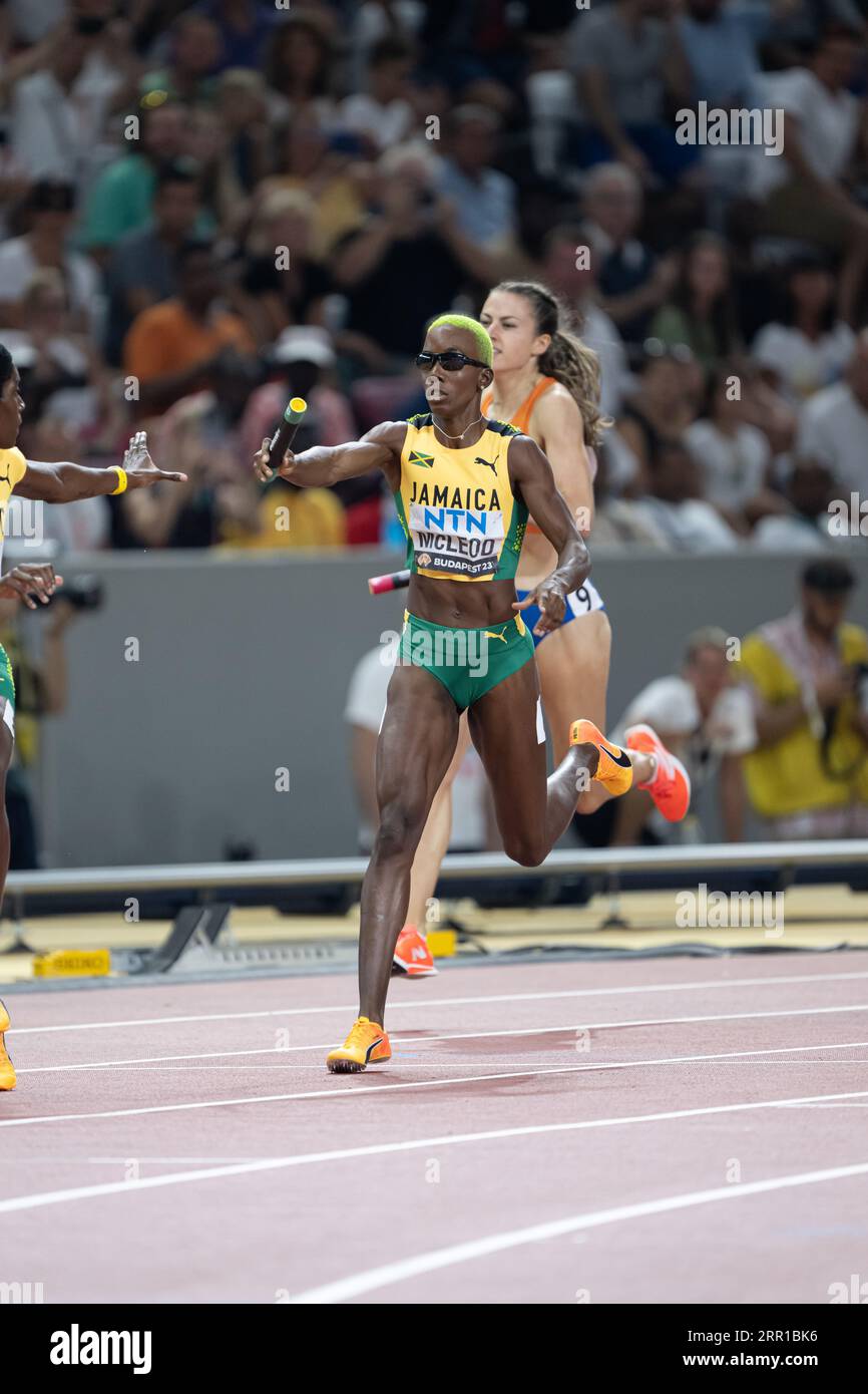 Candice McLeod participating in the 400 meters relay at the World ...