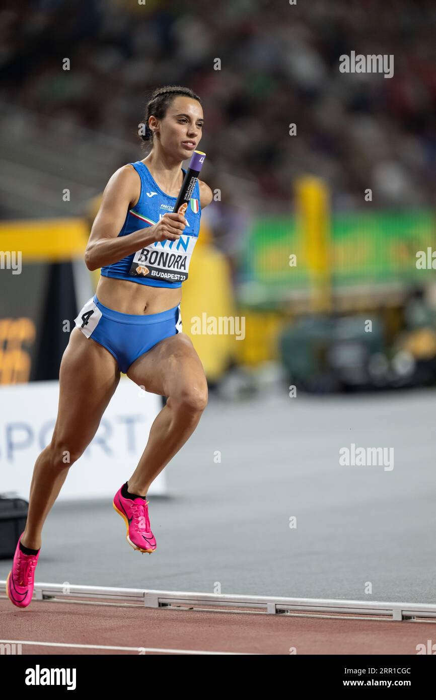 Alessandra Bonora participating in the 400 meters relay at the World ...