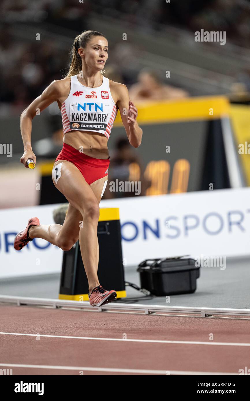 Natalia Kaczmarek participating in the 400 meters relay at the World ...