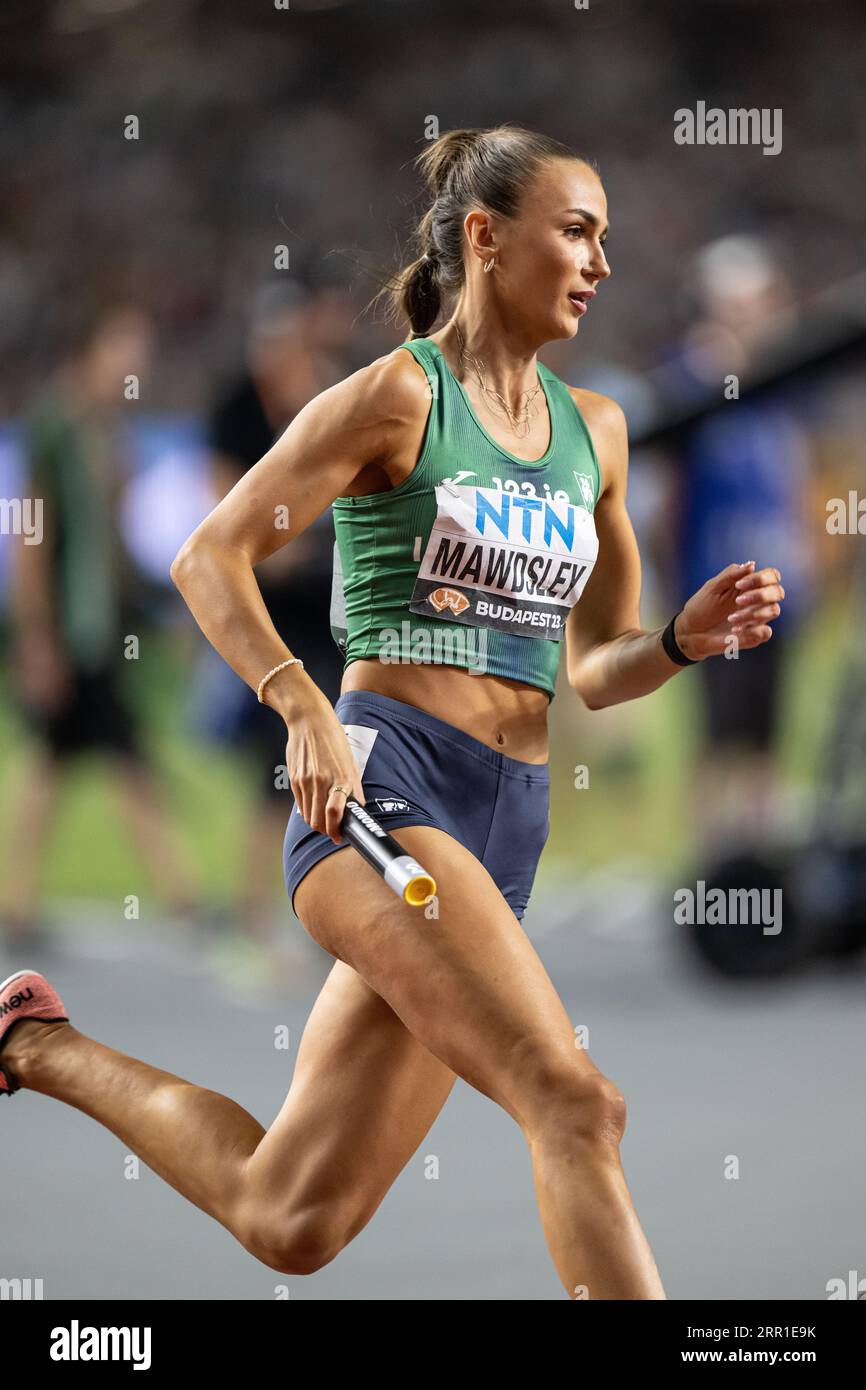 Sharlene Mawdsley participating in the 400 meters relay at the World ...