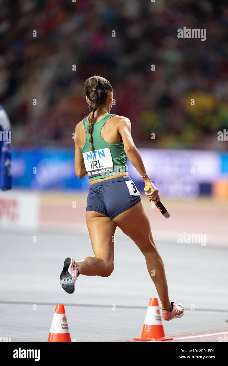 Sharlene Mawdsley participating in the 400 meters relay at the World ...