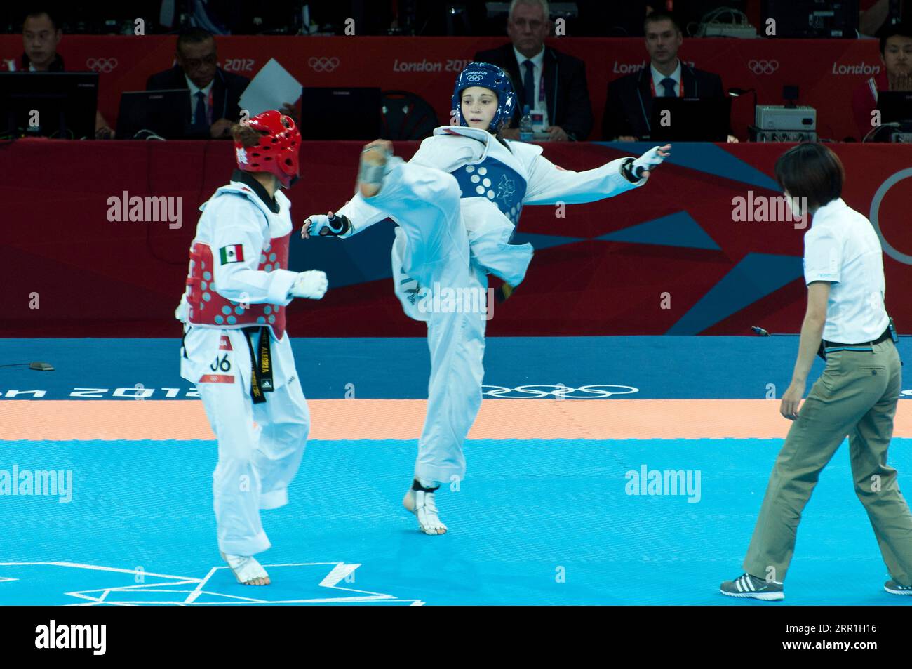 Olympic taekwondo women hi-res stock photography and images - Alamy