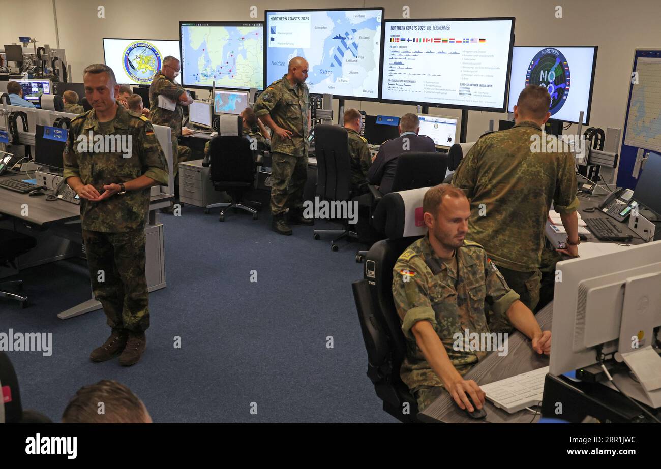 Rostock, Germany. 06th Sep, 2023. Flotilla Admiral Stephan Haisch (l ...
