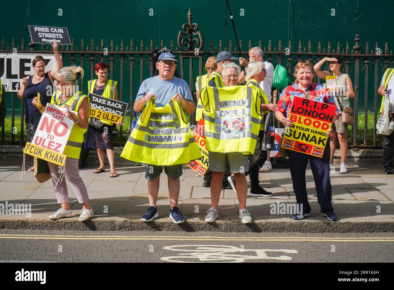 London UK. 6 September 2023 . Anti Ulez protesters demonstrate outside ...