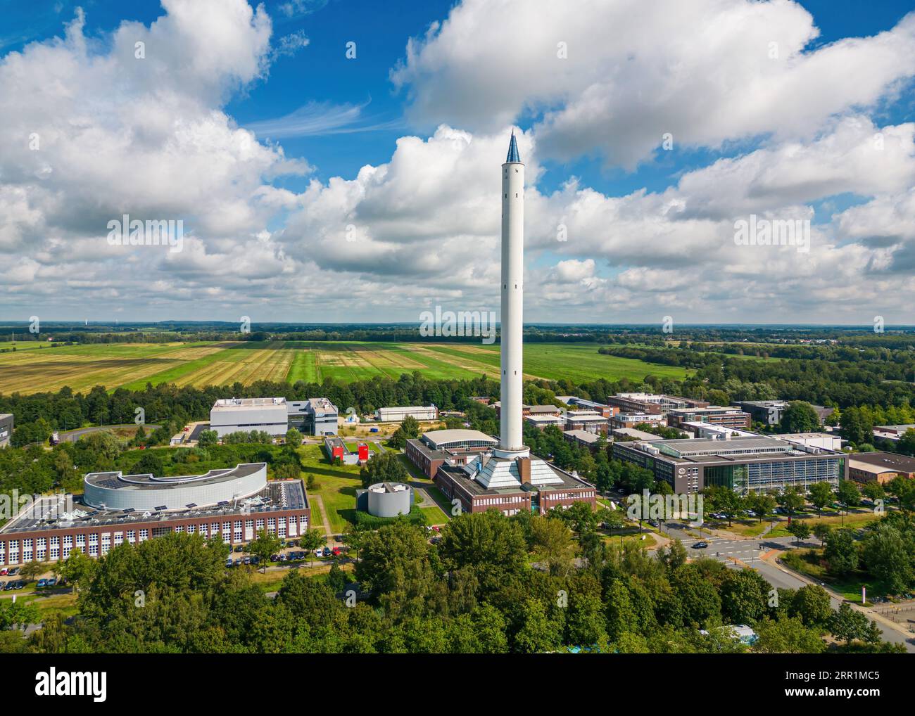 Microgravity drop tower hi-res stock photography and images - Alamy