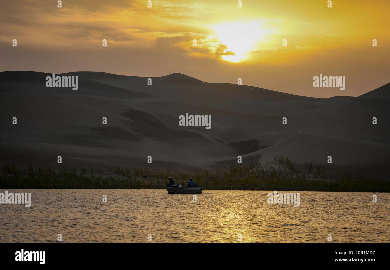 China xinjiang yuli lop hi-res stock photography and images - Alamy