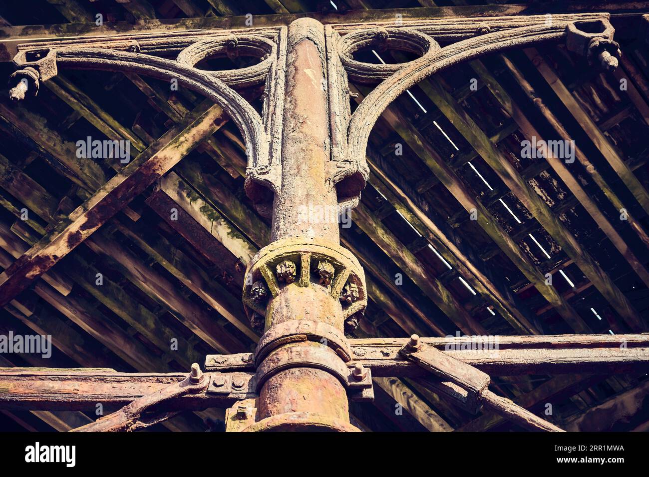 Top of victorian pier leg Stock Photo - Alamy