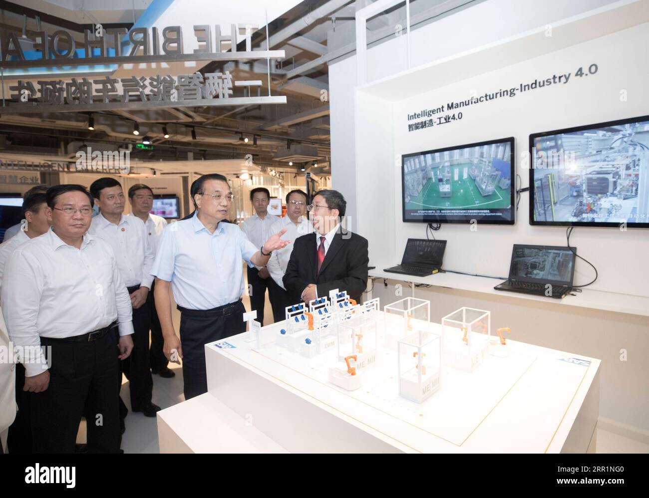 Zone labs hi-res stock photography and images - Alamy