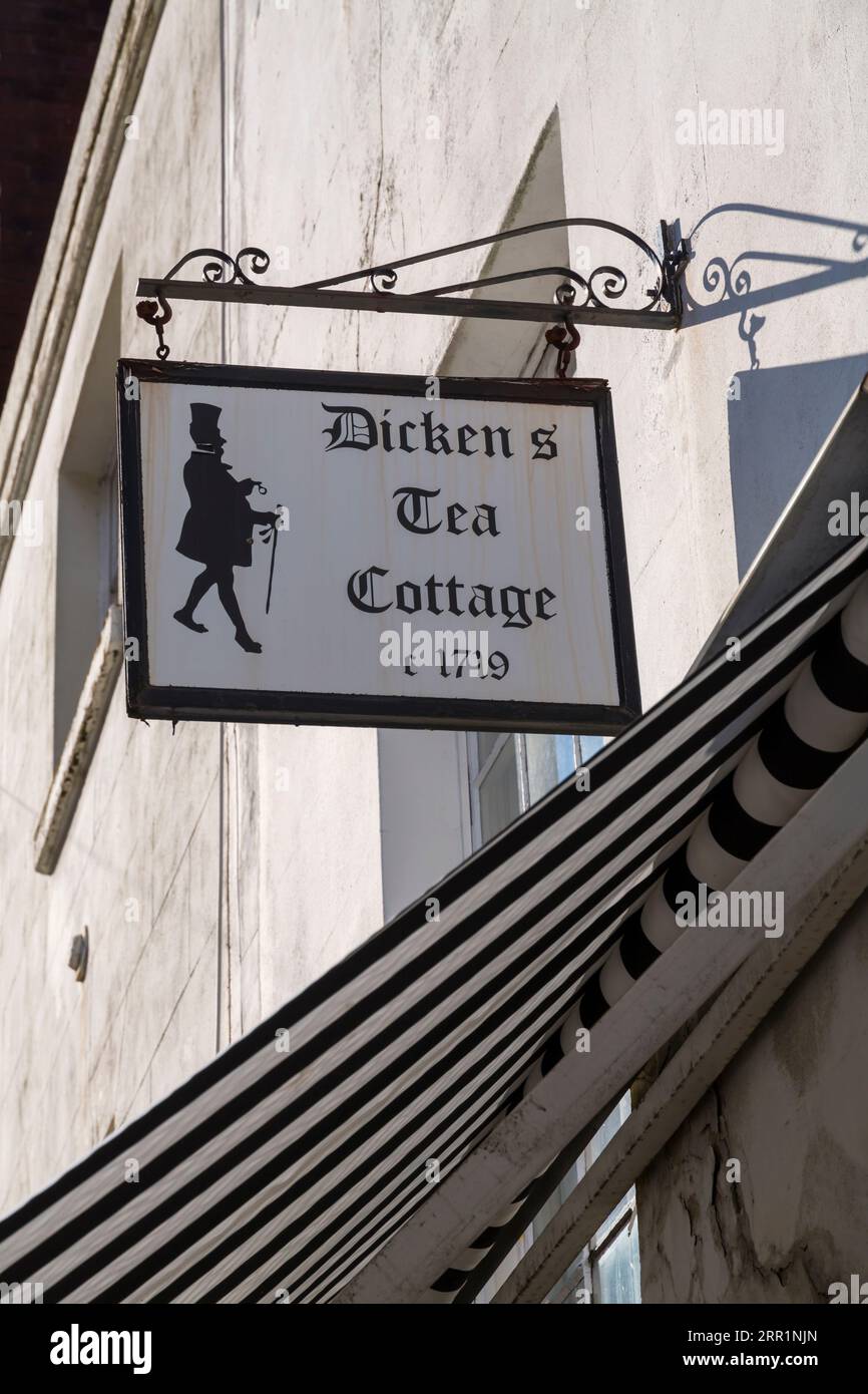 Dickens tea cottage hi-res stock photography and images - Alamy