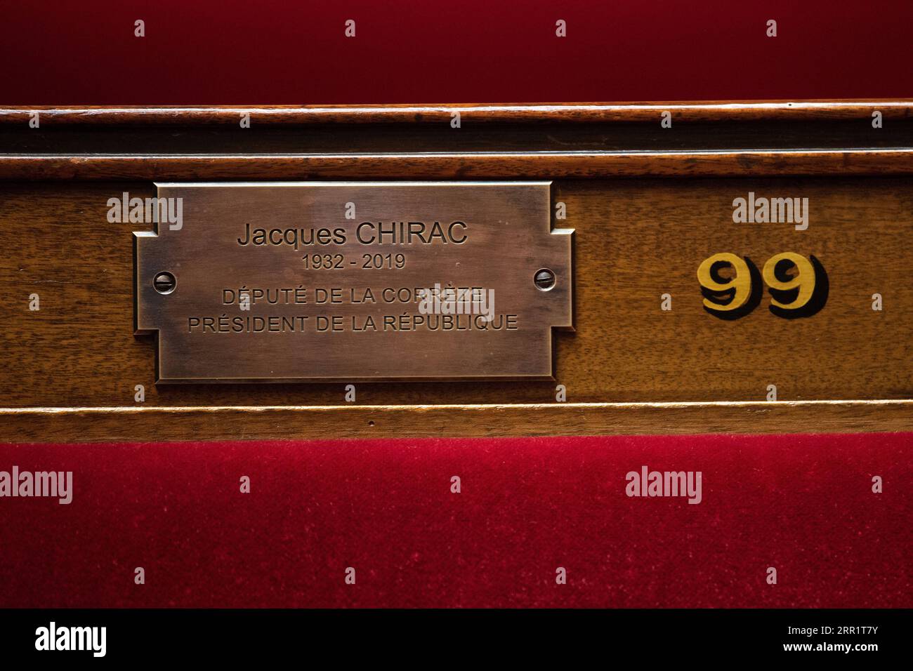 Inauguration plaque hi-res stock photography and images - Alamy