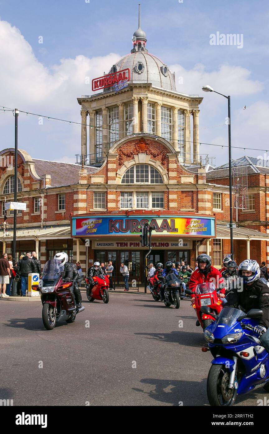 Southend on sea seaside resort hi-res stock photography and images - Alamy