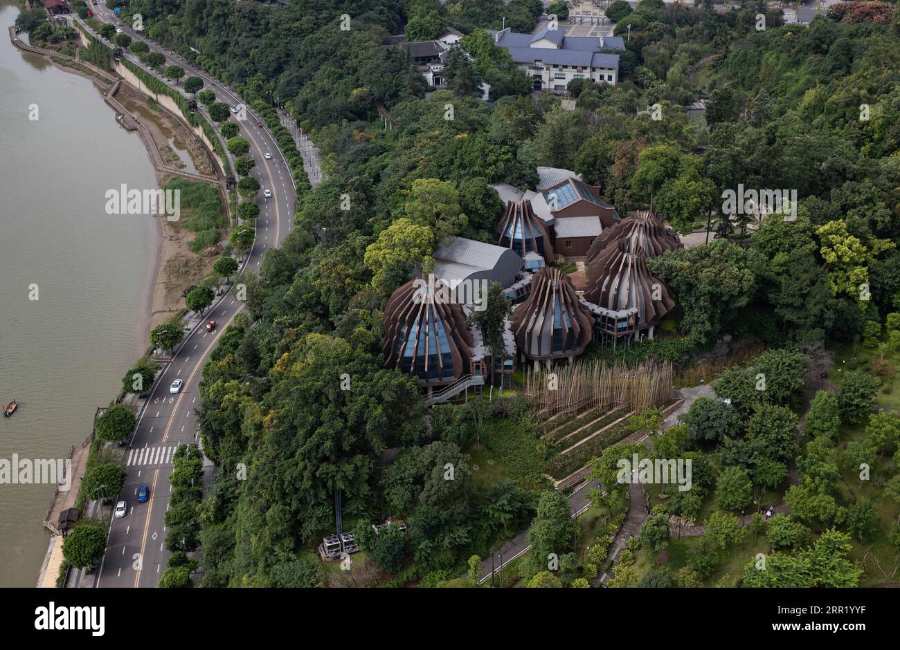 200927 -- NEIJIANG, Sept. 27, 2020 -- Photo taken on Sept. 26, 2020 ...