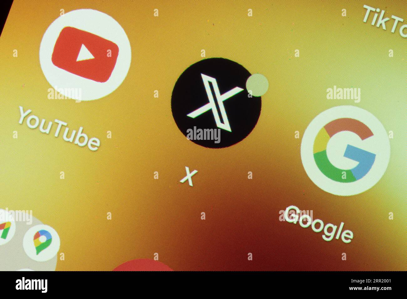 Twitter x logo hi-res stock photography and images - Alamy