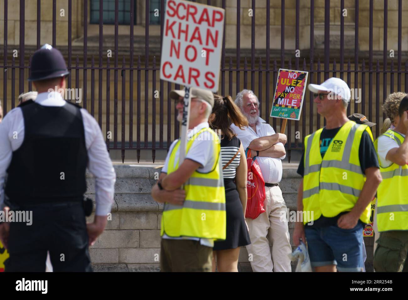 Ultra low emission zone protests hi-res stock photography and images ...