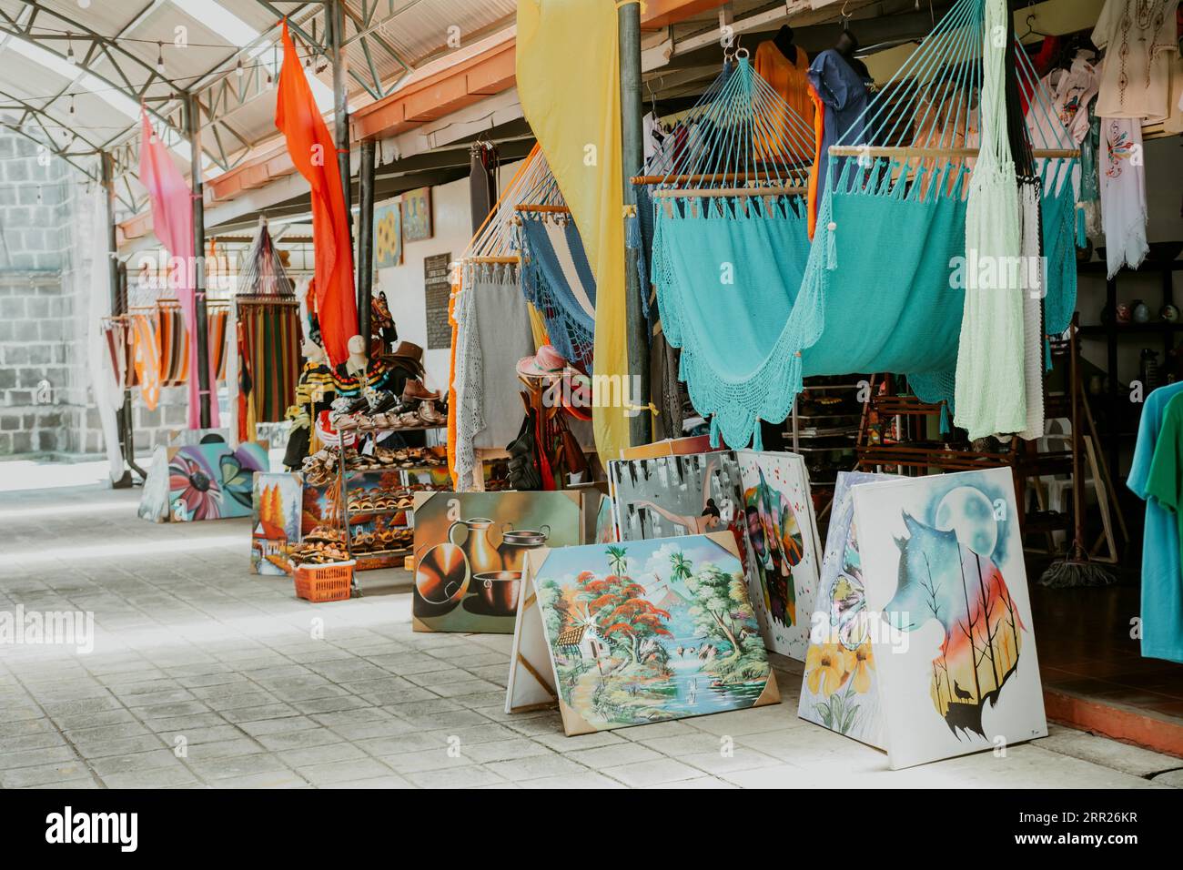 Local art and crafts hi-res stock photography and images - Alamy