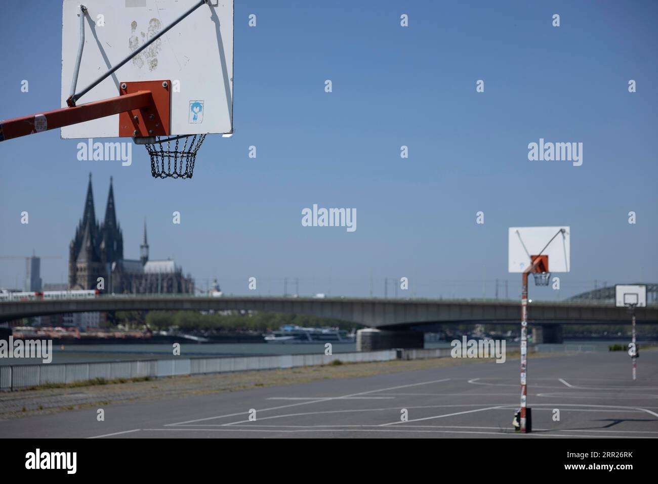 Historic basketball court old hi-res stock photography and images - Alamy