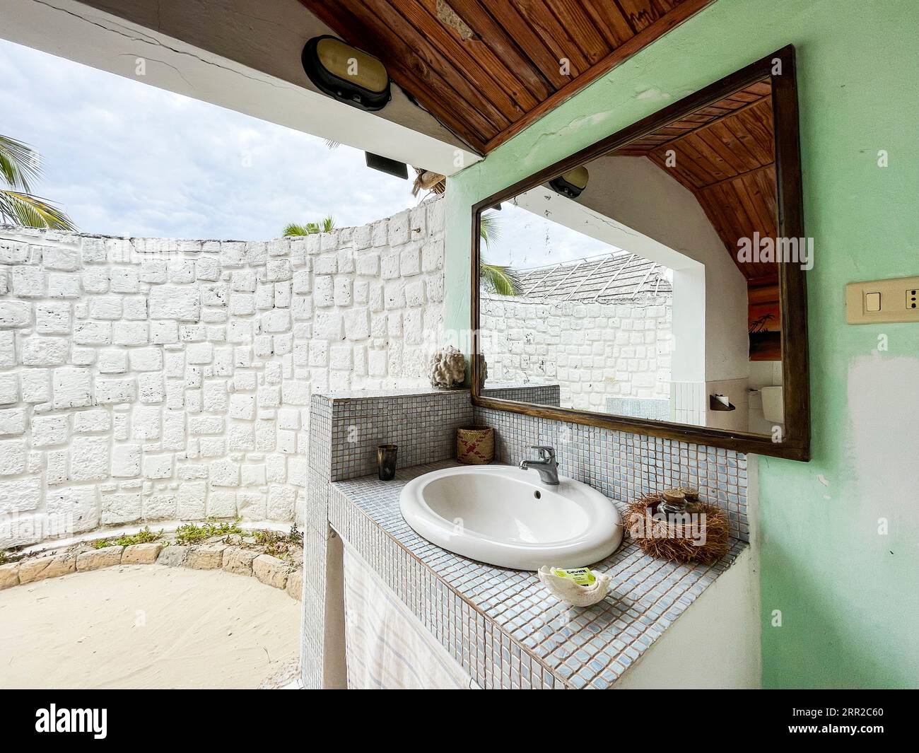 Madagascar, traditional lodge Stock Photo - Alamy