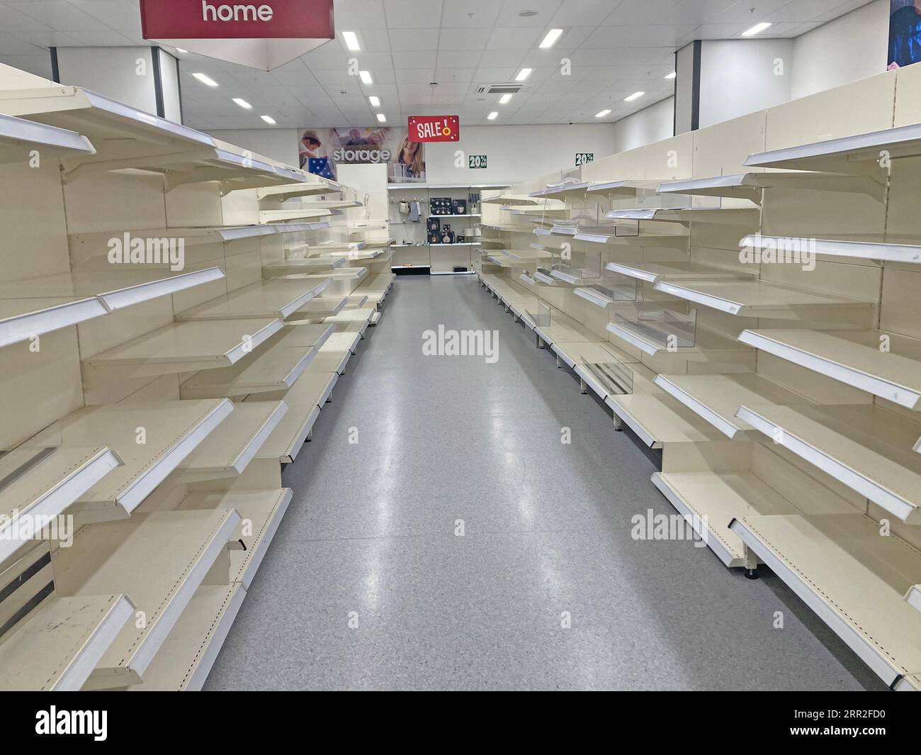 Empty wilko store hi-res stock photography and images - Alamy