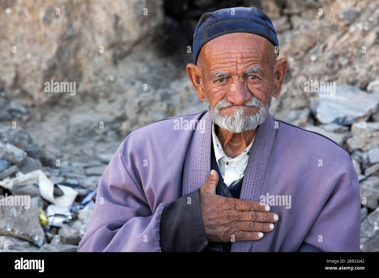 Old man, Uzbekistan Stock Photo - Alamy