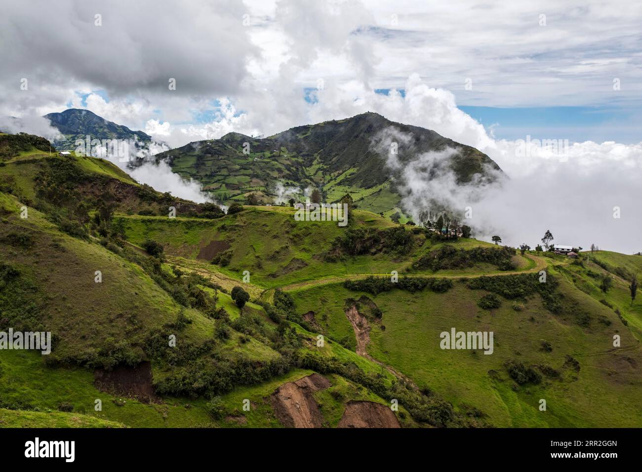 Andes mountain landscape hi-res stock photography and images - Alamy