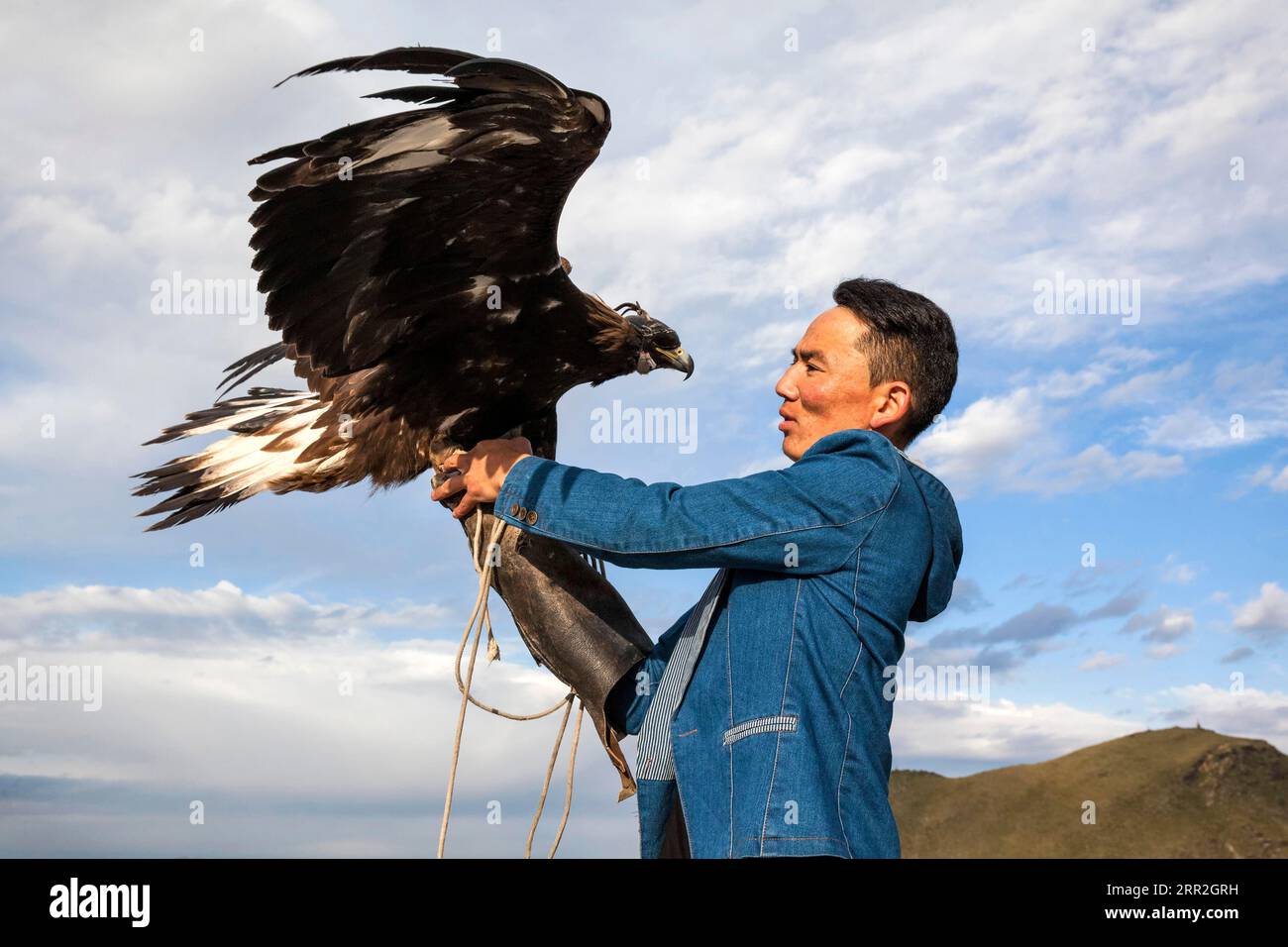 Mongolian male hi-res stock photography and images - Alamy